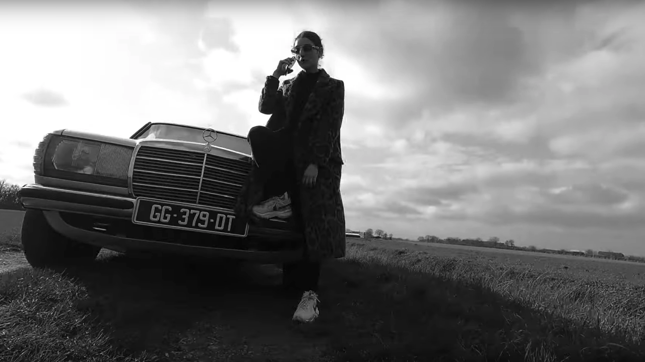 Clip " Monde de requin " de Ana Asif | Superforma